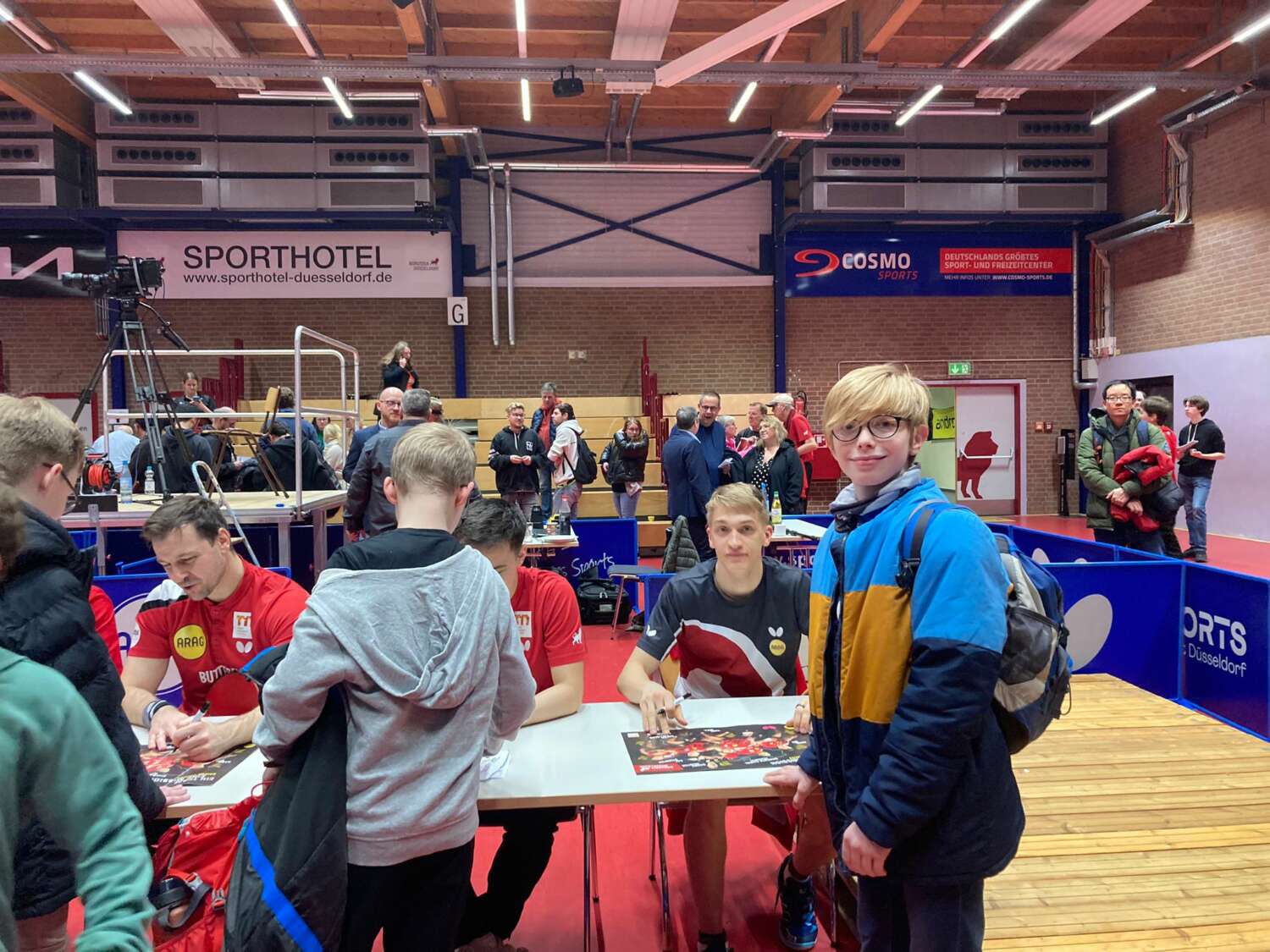 Den Profis hautnah: TTC-Jugend bei der Champions League - News - 1. TTC ... Den Profis hautnah: TTC-Jugend bei der Champions League - News - 1. TTC ...